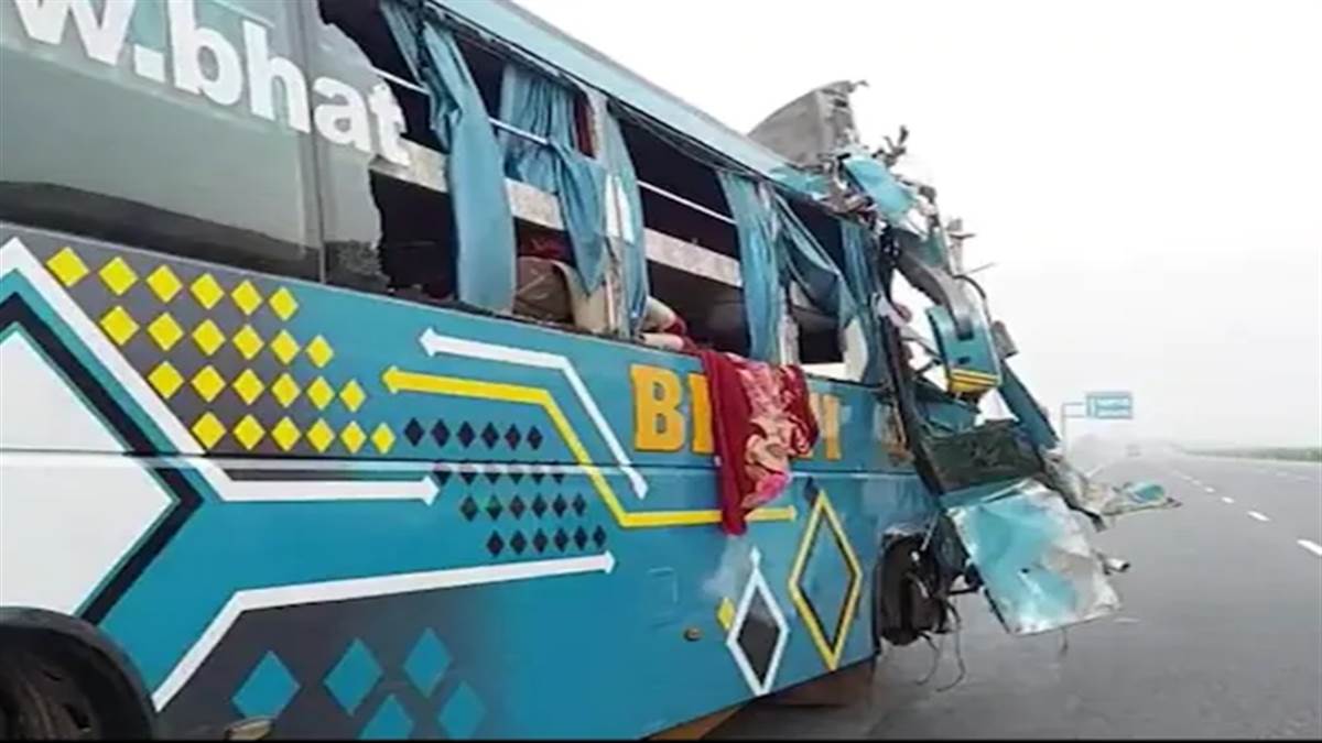 सैफई बस एक्सिडेंट: अधिकांश घायल और मृतक राजस्थान के, देखिए लिस्ट - UP ...