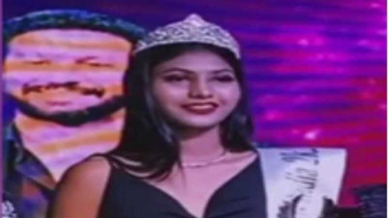 ग्लैमर इवेंट में जशपुर की रिया बनी मिस इंडिया 50 प्रतिभागियों को हरा कर ...