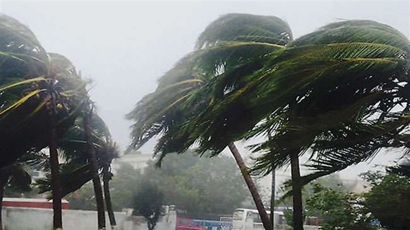 MP Weather Update: मध्यप्रदेश पर मंडरा रहा चक्रवात का खतरा भोपाल सहित 15 जिलों में हल्की वर्षा ...