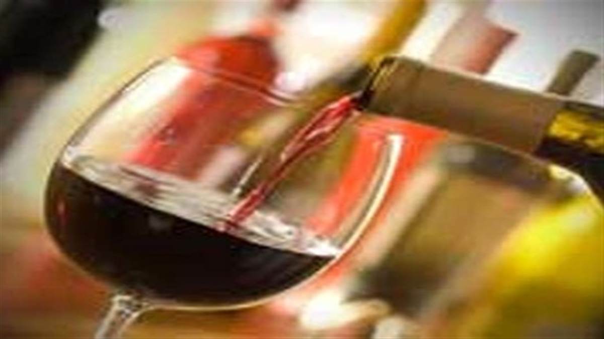 Gwalior Excise Department: बैंक गारंटी जमा करने शराब ठेकेदारों का समय ...