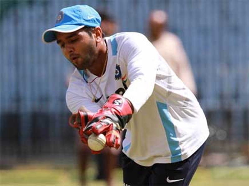 विकेटकीपर Parthiv Patel ने किया खुलासा, कैसे कट गई थी उंगली - Parthiv ...