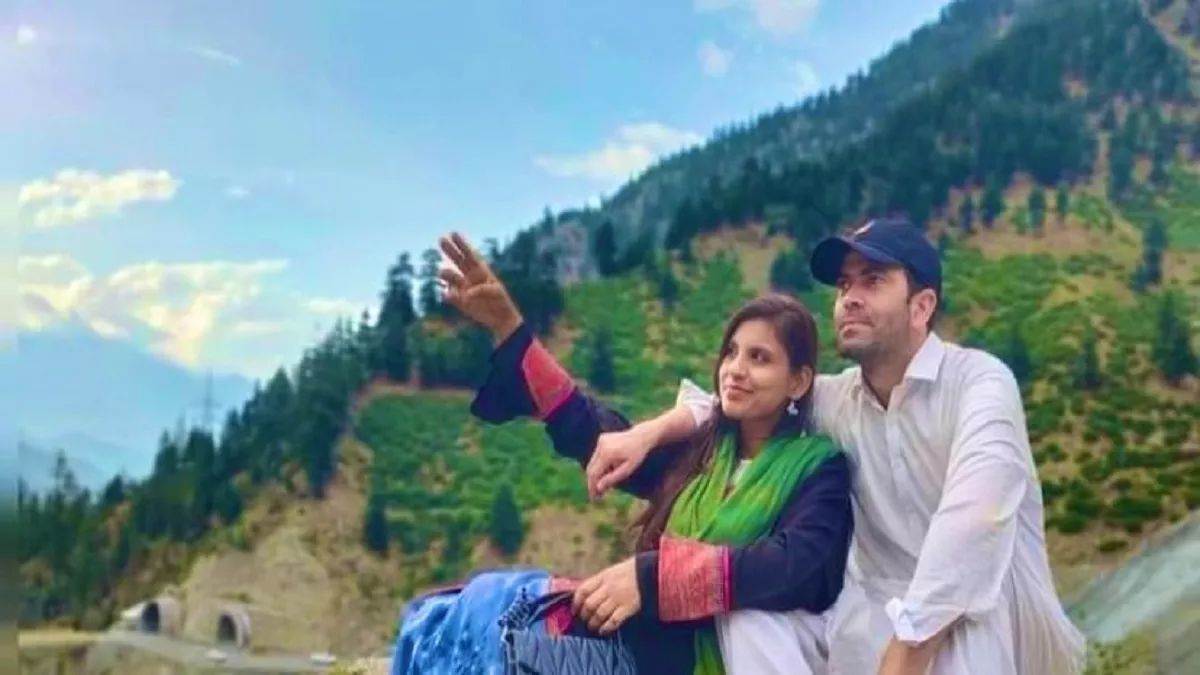 Anju Nasrullah Wedding: पाकिस्तान पहुंची अंजू ने कुबूल किया इस्लाम धर्म ... Anju Nasrullah Wedding: पाकिस्तान पहुंची अंजू ने कुबूल किया इस्लाम धर्म ...