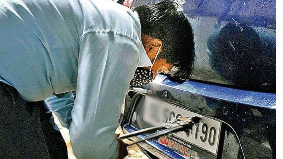 MP HSRP : इंदौर जिले में 13.17 लाख वाहनों में लगनी हैं हाई सिक्योरिटी ...