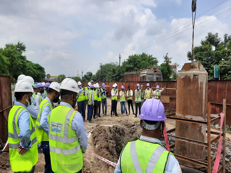 Indore Metro Project: क्रेन से 7 टन का वजन पटककर किया गया डायनामिक लोड ...