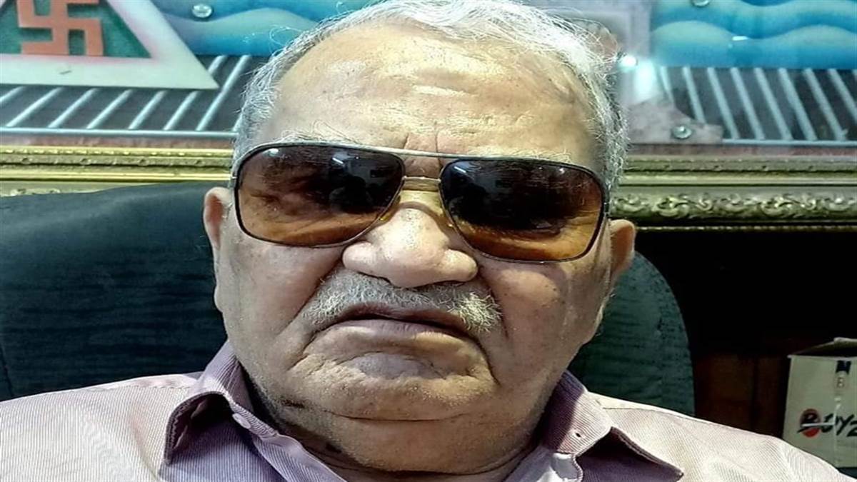 इंदौर के वरिष्ठ बीजेपी नेता विष्णु प्रसाद शुक्ला 'बड़े भैया' का निधन ... इंदौर के वरिष्ठ बीजेपी नेता विष्णु प्रसाद शुक्ला 'बड़े भैया' का निधन ...