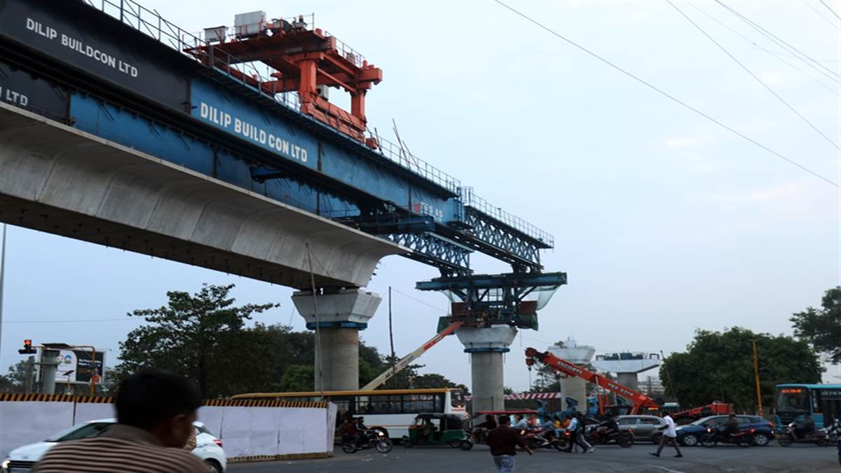 Indore Metro Train: 24 घंटे चलेगा काम तो 40 दिन में तैयार हो जाएगा ...