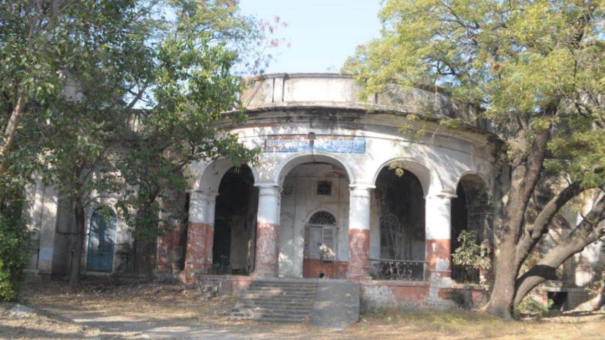 Ahilyabai Holkar Memorial Indore: देवी अहिल्याबाई होलकर के व्यक्तित्व ...