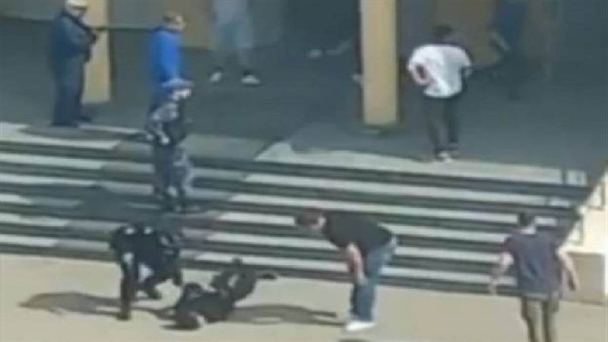 Russian School Firing: रूस के स्कूल में फायरिंग, 7 बच्‍चों सहित 13 की ...