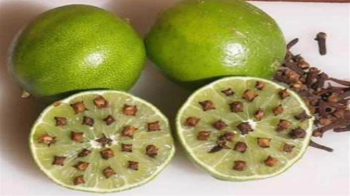 Neembu Ke Upay: इन चमत्कारी उपायों के लिए भी जाना जाता है नींबू