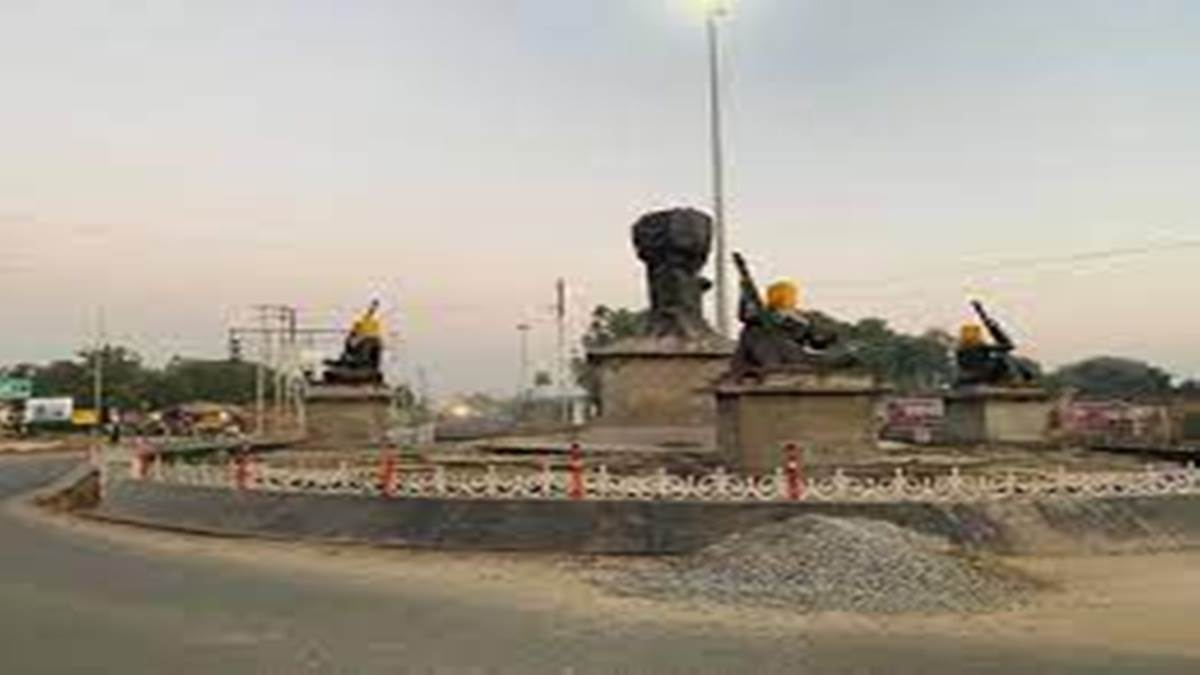 Gwalior News: दो साल में भी नहीं हो पाया तानसेन चौराहा का उद्घाटन ...