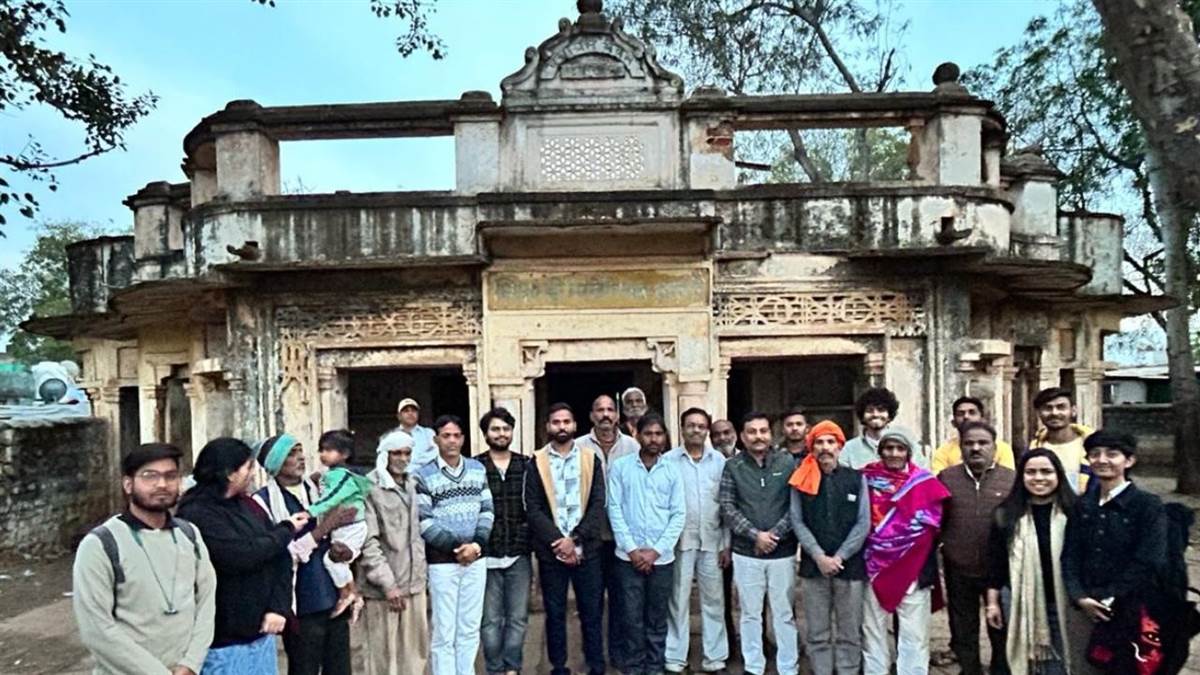 MP Panchayat: मध्य प्रदेश का पहला पंचायत भवन होगा संरक्षित, सिंधिया ...