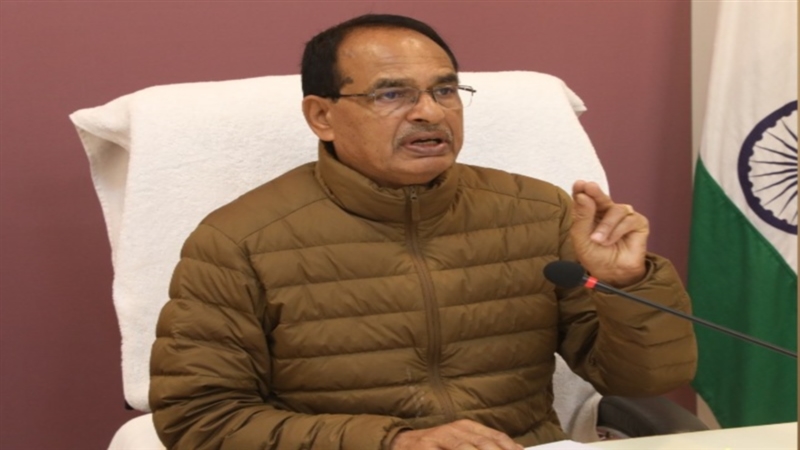 MP News: पीएचई के इंजीनियर को मुख्यमंत्री ने फटकारा दे रहे थे गलत ...