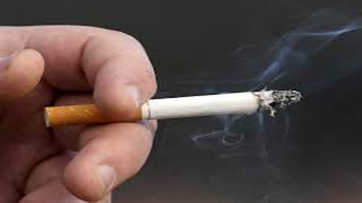 Smoking damages: धूम्रपान हृदय और रक्त वाहिकाओं को नुकसान पहुंचाता है ... Smoking damages: धूम्रपान हृदय और रक्त वाहिकाओं को नुकसान पहुंचाता है ...