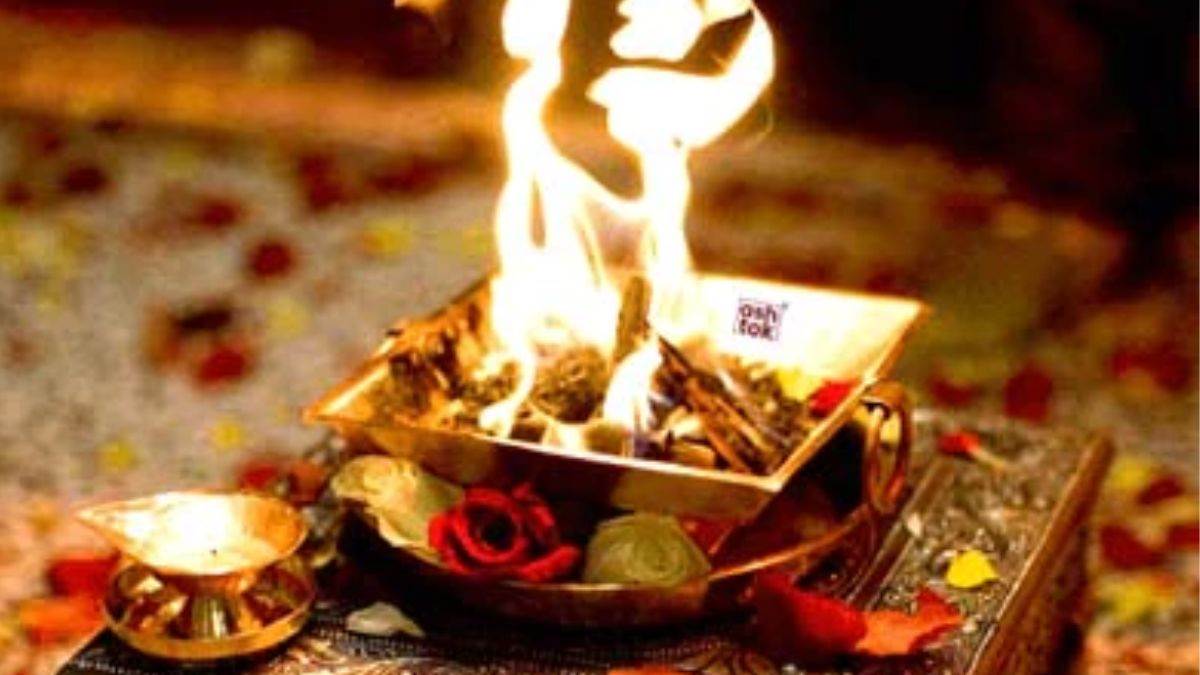 अष्टमी और नवमी पर इस विधि से घर पर करें हवन, जानिए पूजा सामग्री और ...