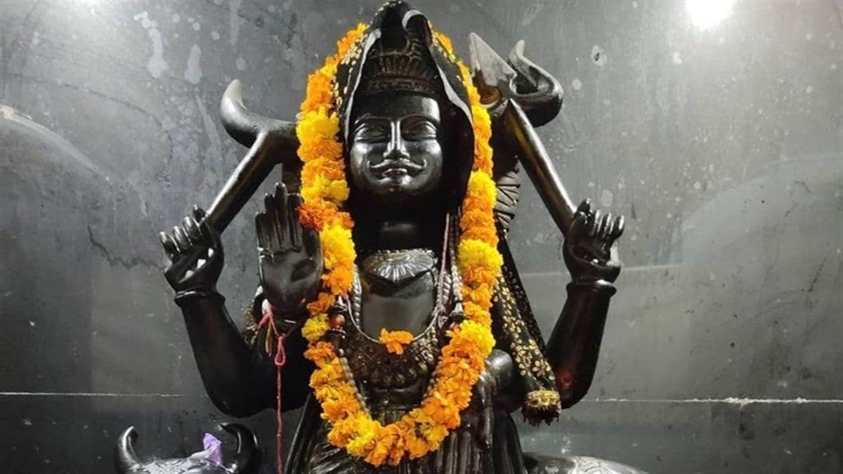 30 मई को मनाई जाएगी शनि जयंती, इन उपायों से करें शनिदेव को प्रसन्‍न ...