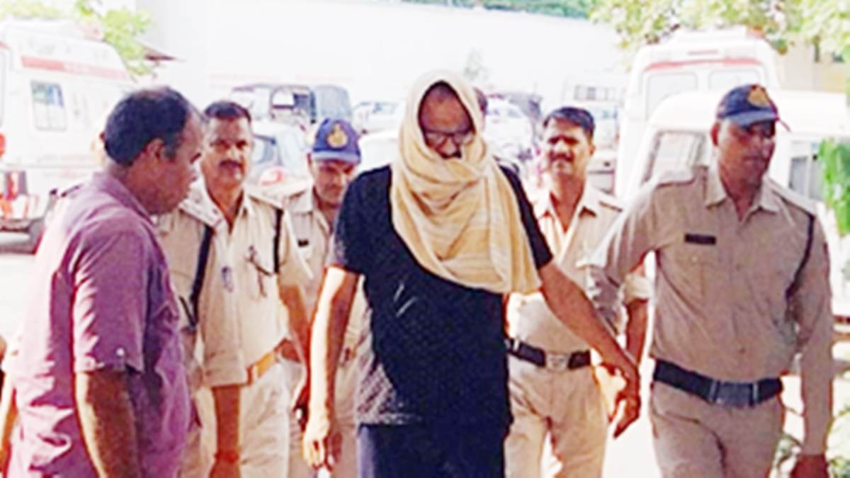 Rewa Crime News : थाना प्रभारी खतरे से बाहर, उन पर फायरिंग करने वाले ...