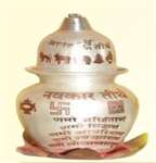 Janmashtami Indore News: जन्माष्टमी पर कलशों को बनाएंगे मंत्रों की ...