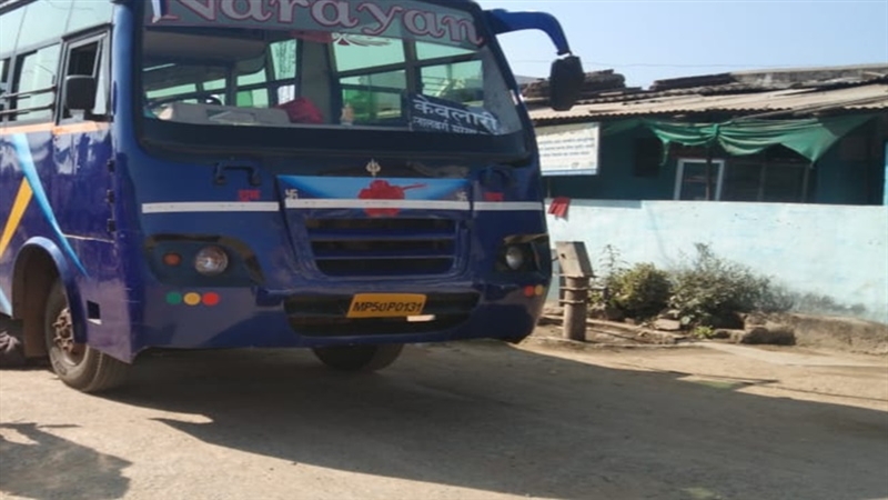 Seoni Accident : चालक ने जैसे ही बस आगे बढ़ाया चपेट में आ गई वृद्ध ...