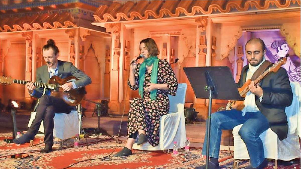 Tansen Celebration 2023: विदेशी साज से निकले सुरीले सुर, देसी धुनों ने ...