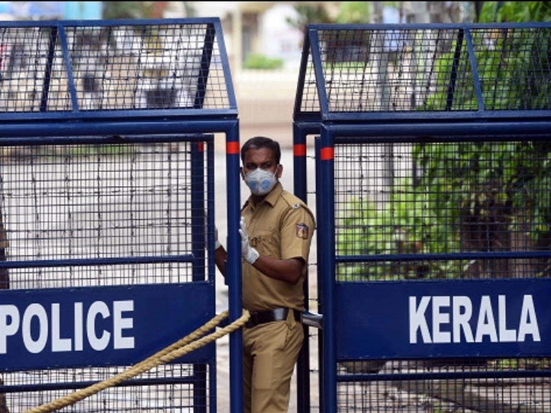 Kerala Lockdown: केरल में बिगड़े कोरोना के हालात, फिर लगा टोटल लॉकडाउन ...