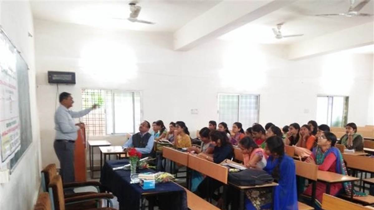 'बिलासा' तेरे आंगन में खिलखिला उठती है जिंदगी - Bilasa life blossoms in ...