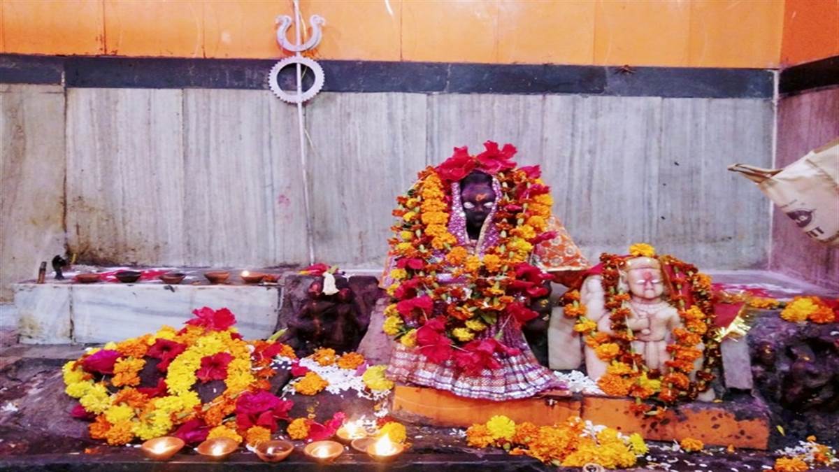 Navratra Parva 2022 Special : जबलपुर के गढ़ा में पंडा की मढ़िया में ...