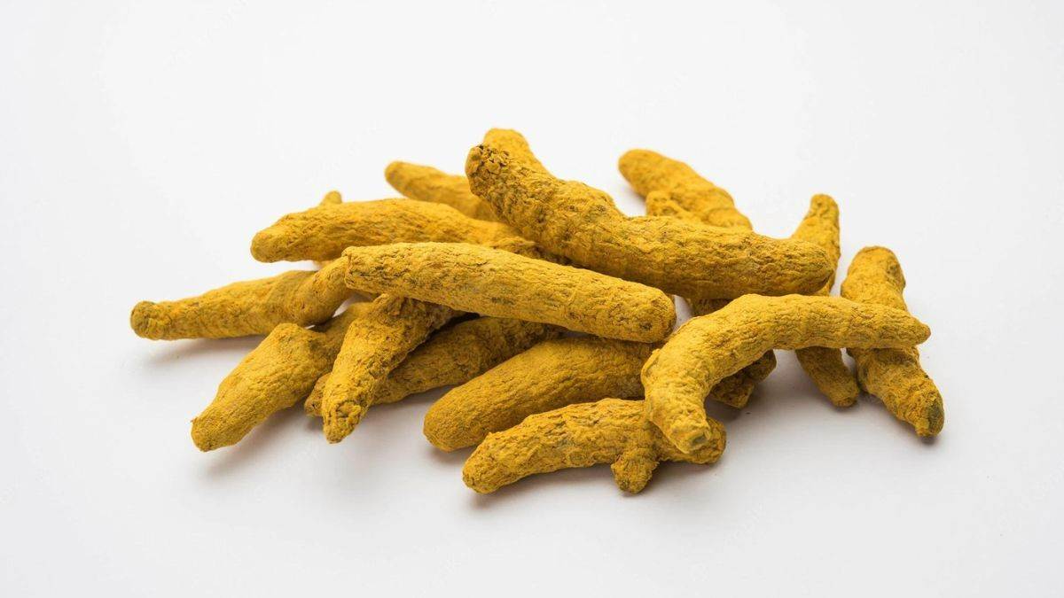 Haldi Ke Upay: हल्दी के ये टोटके बदल देंगे आपकी किस्मत, जीवन में आएगी ...