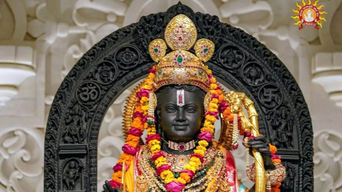 Ayodhya News: अयोध्या पहुंच मुस्लिम राम भक्त, लखनऊ से पैदल आए हैं 250 ...