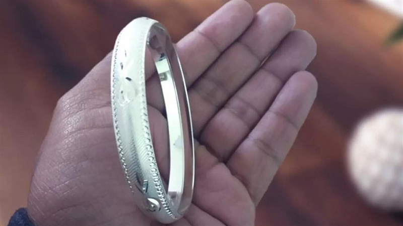 Silver Kada Benefits: क्या आप भी पहनते हैं हाथ में चांदी का कड़ा जानिए ...
