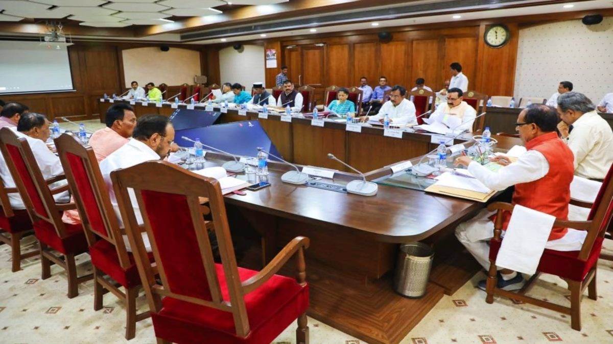 Shivraj Cabinet Meeting: वन्यप्राणियों से जनहानि पर अब आठ लाख रुपये की ...