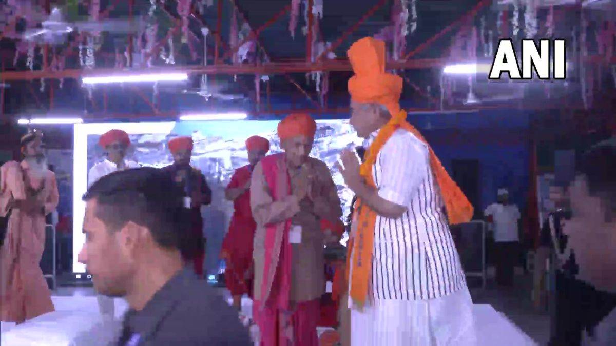 Amarnath Yatra 2023: पहला जत्था जम्मू से बालटाल-पहलगाम रवाना, 1 जुलाई ... Amarnath Yatra 2023: पहला जत्था जम्मू से बालटाल-पहलगाम रवाना, 1 जुलाई ...