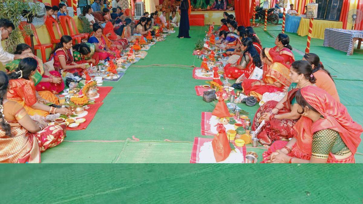 Bilaspur News: मां बोनालम्मा के रूप में श्रृंगार, भक्तों ने किया ...