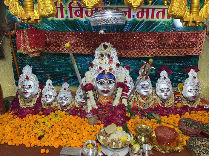 Indore Devi Mandir: इंदौर के प्रसिद्ध देवी मंदिर, शुक्रवार को करें माता ...