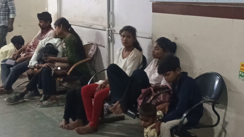 मैहर जा रहे श्रद्धालुओं के ट्रैक्टर को ट्रक ने मारी टक्कर, ट्राली दूर ...