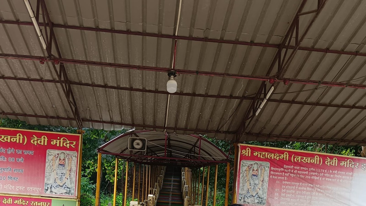 प्रसिद्ध लखनी देवी मंदिर में चोरों का धावा, जेवर नहीं ले जा पाए चोर ...