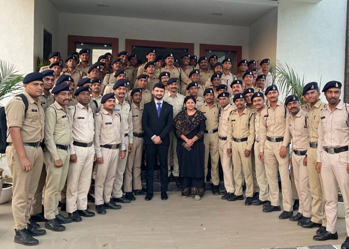 आइआइएम इंदौर के नवीन कृष्ण राय ने पुलिस अकादमी में ली हैप्पीनेस क्लास ...