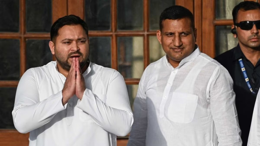तेज प्रताप के बाद अब रोहिणी ने तोड़ा नाता… आखिर कौन हैं संजय यादव ...