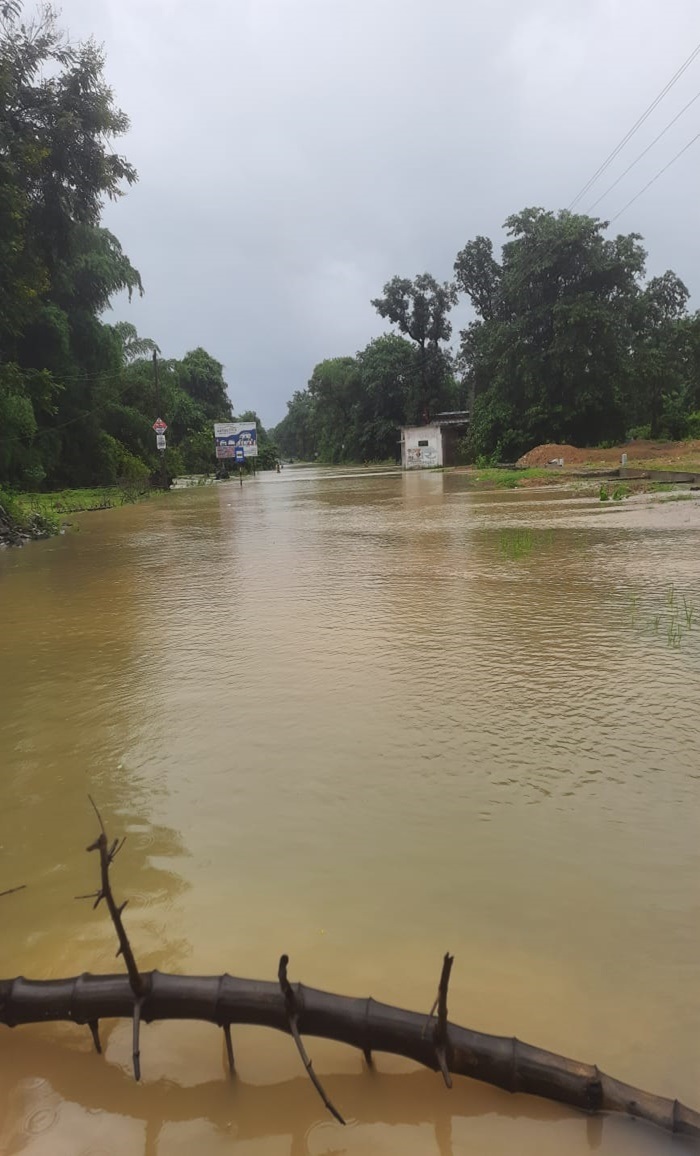Balaghat weather : बालाघाट में भारी बारिश, नदी नाले उफान पर, कई मार्गों ...