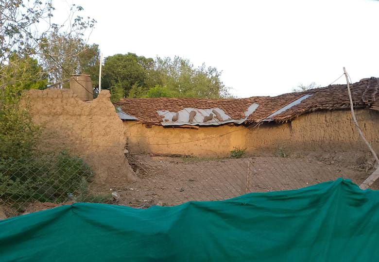 Dindori News: देवलपुर में तीन घरों में लगी आग, अनाज सहित गृहस्थी का ...