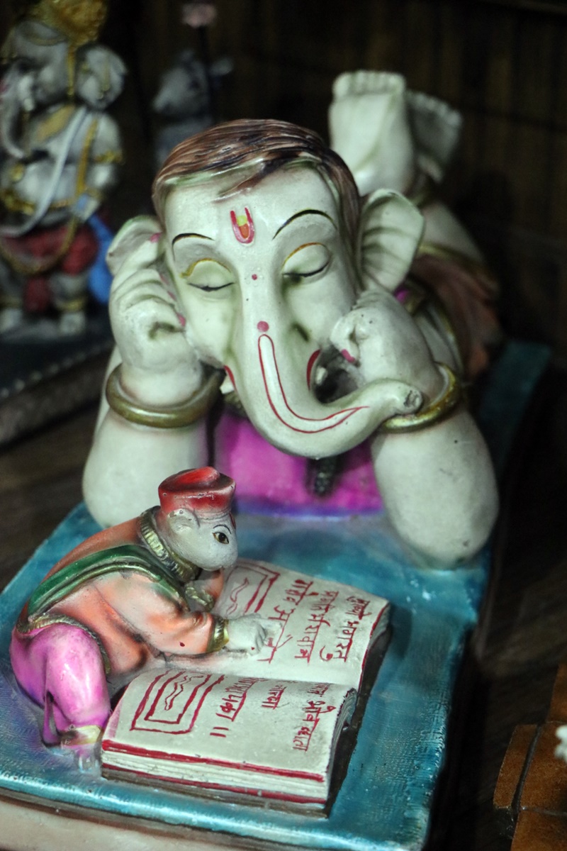 Ganesh Collection: संग्रह जिसमें समाए वक्रतुंड के विविध स्वरूप और हर ...