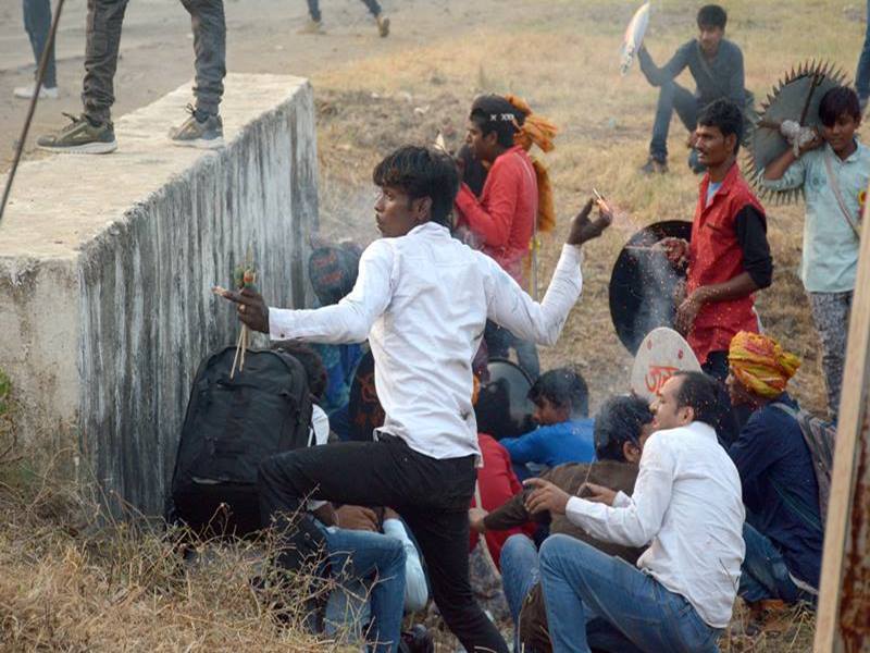 Hingot War Indore: युद्ध जहां बना परंपरा और परंपरा बनी पहचान - Hingot ...