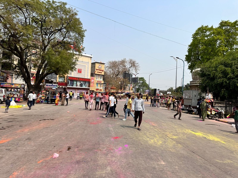 Live Indore Rangpanchami Ger 2024: रंगों में सराबोर हुआ इंदौर, गेर में ...