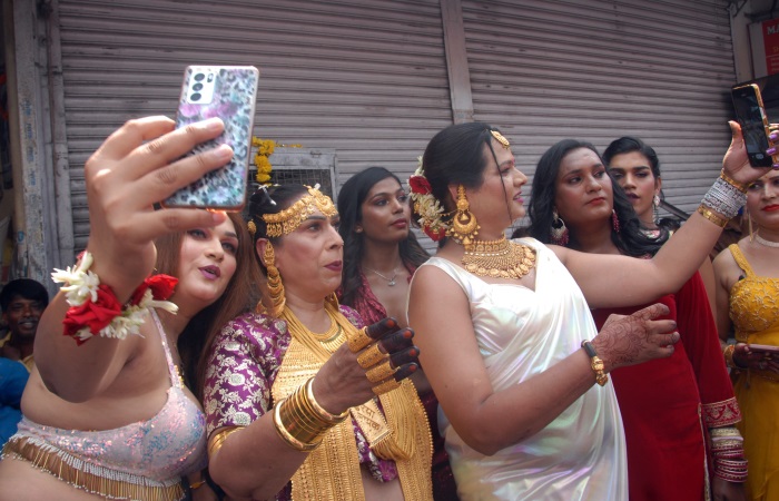 Bhopal News: पुराने शहर में धूमधाम से निकला भुजरिया चल समारोह, सिर पर ...