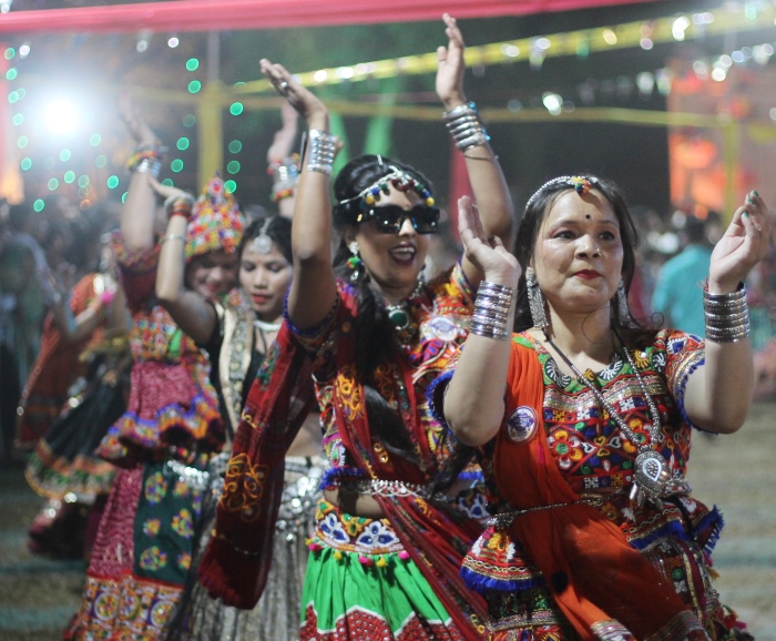 Garba Mahotsav: नवरात्र में पुलिस ने किया गरबा महोत्‍सव का आयोजन ...