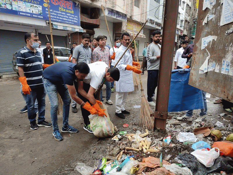 Clean City Indore: इंदौर इसलिए सफाई में है नंबर वन, सफाईकर्मियों को ...