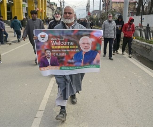 Pakistan को रास नहीं आएगी PM मोदी की कश्मीर यात्रा, इन 7 तस्वीरों को ...