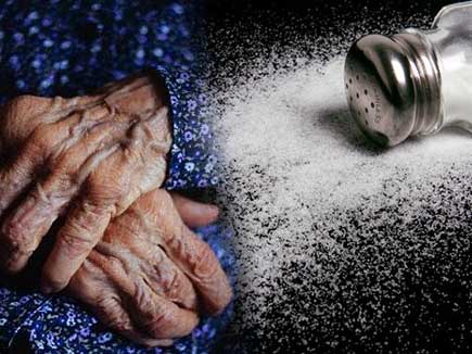 उम्र से पहले बूढ़ा न बना दे ज्यादा नमक का सेवन