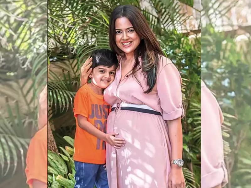 Sameera Reddy Blessed With Second Baby: समीरा रेड्डी ने शेयर की बेबी की ...