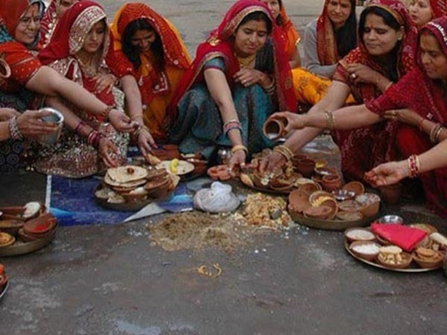 Sheetla Saptami 2019: जानिए शीतला सप्तमी की कहानी, पूजा करते समय रखें ...