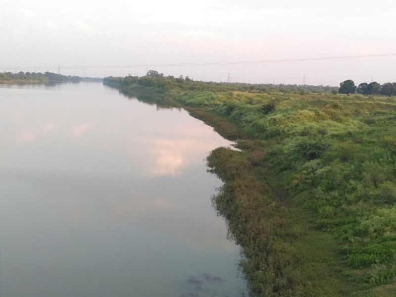 Chhattisgarh : इस नदी का पानी अचानक गायब, दो रहस्यमयी सुरंगों से हुआ ...